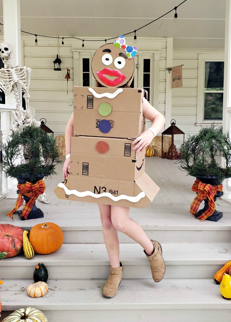 DIY Gingerbread Woman Costume from Boxes - Clever Housewife